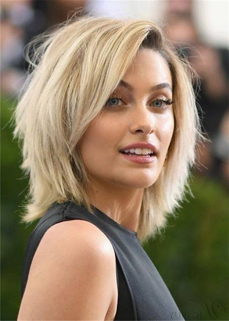 Blonde Haare Schulterlang Stufig